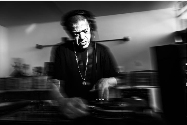 DJ KL JAY faz set especial nesta quinta, em programação gratuita na ...